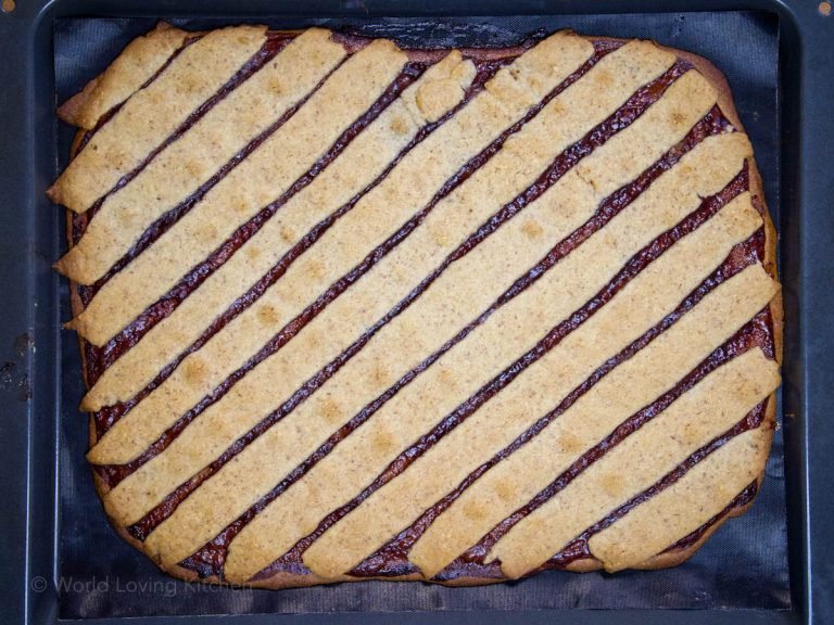 Austrian Linzer Stripes Christmas Cookies | ‘Linzer Streifen’ – World ...