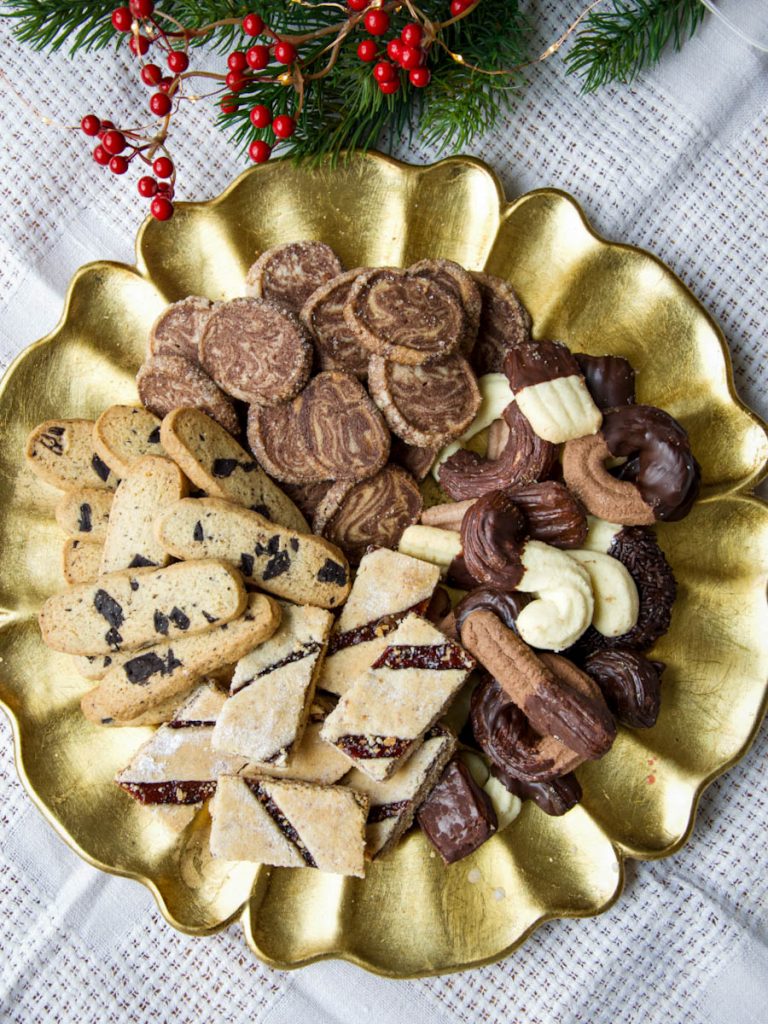 Christmas Cookies | 2022 – World Loving Kitchen