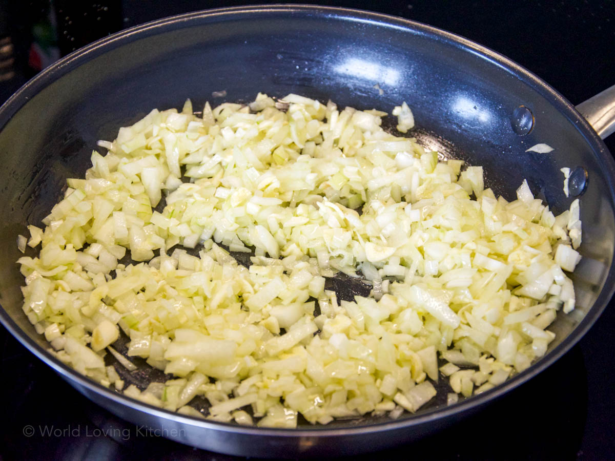Alubias Garrafón con Pimientos del Piquillo | Spanish Butter Beans with ...